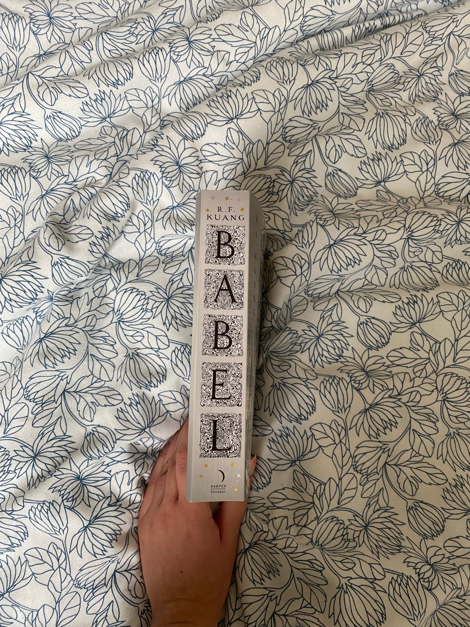 Babel Review – lou's library