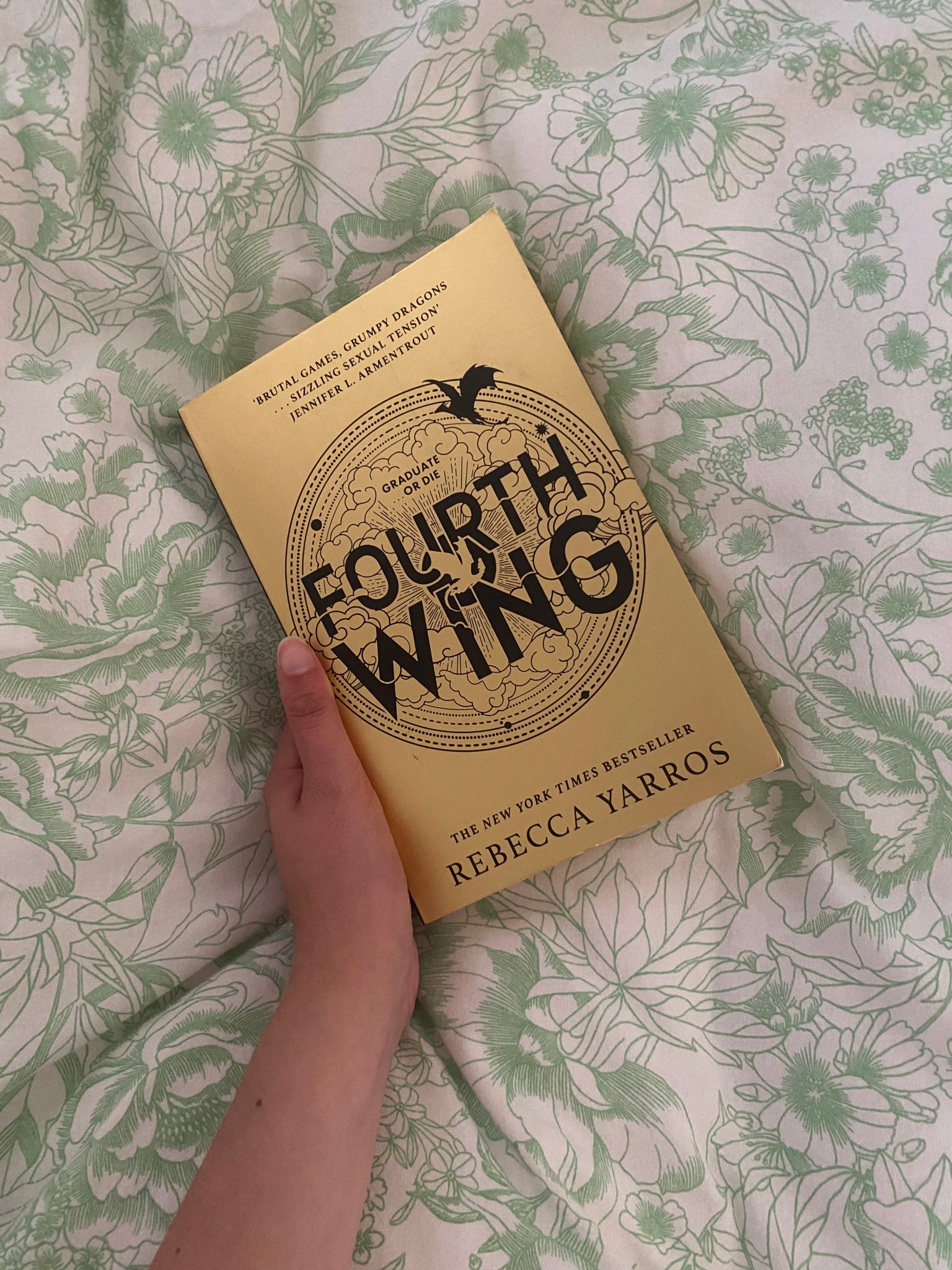 I Finally Read Fourth Wing – lou's library